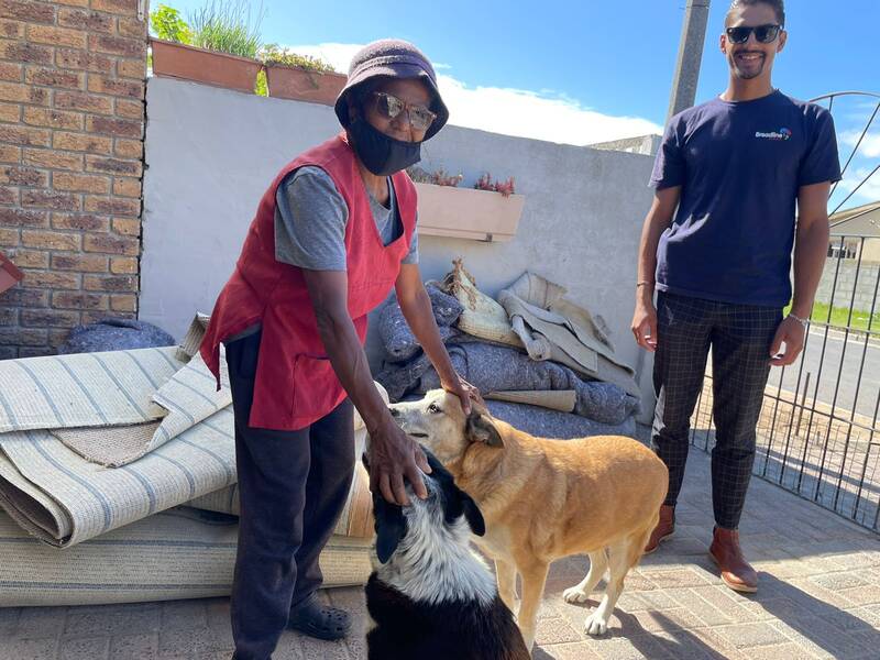 Happy Tails - Help A Paw